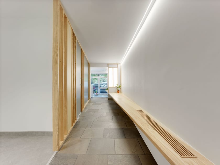 SHELFLINE 19 linear lighting profile By Delta Light