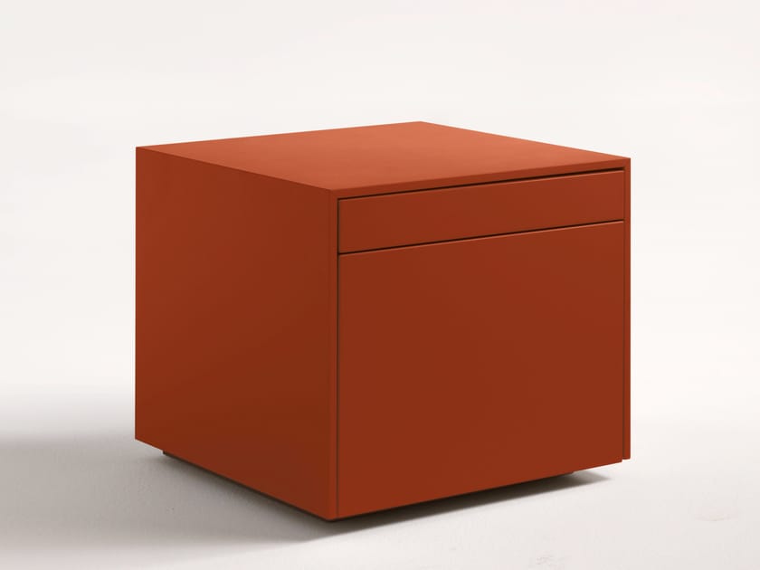 Bedside tables by Lema | Archiproducts