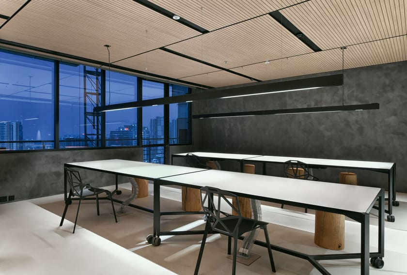 SHIFTLINE M44 linear lighting profile By Delta Light