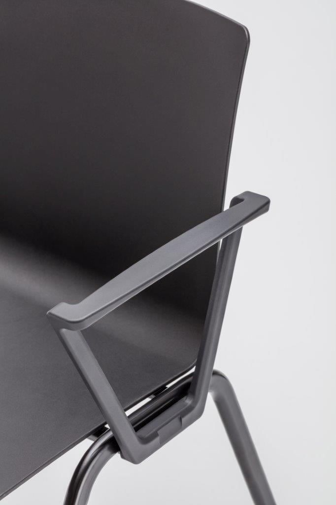 SHILA Plastic reception chair with integrated cushion By MDD | design ...