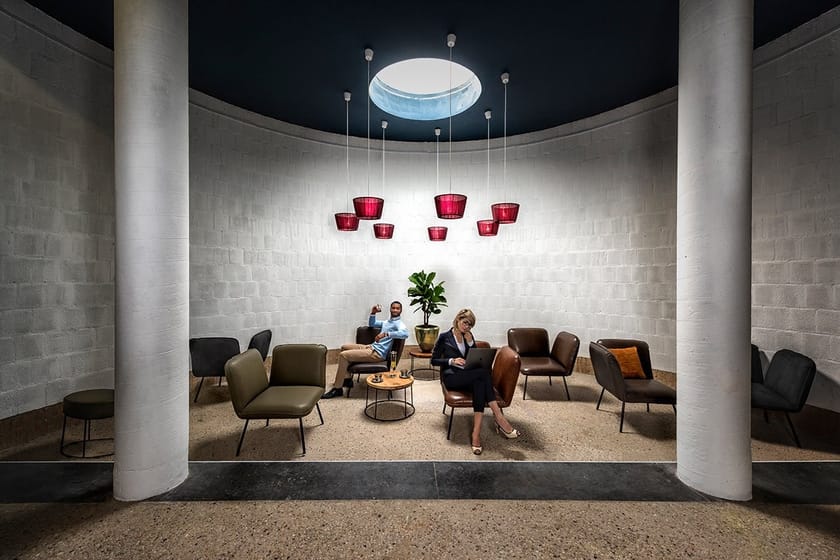 SHUFFLE | Easy chair By Jess Design design Robert Bronwasser