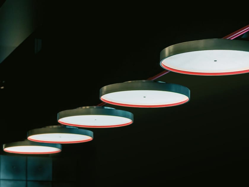 SIGN DIVA DANCER PLAY LED dimmable pendant lamp By PROLICHT