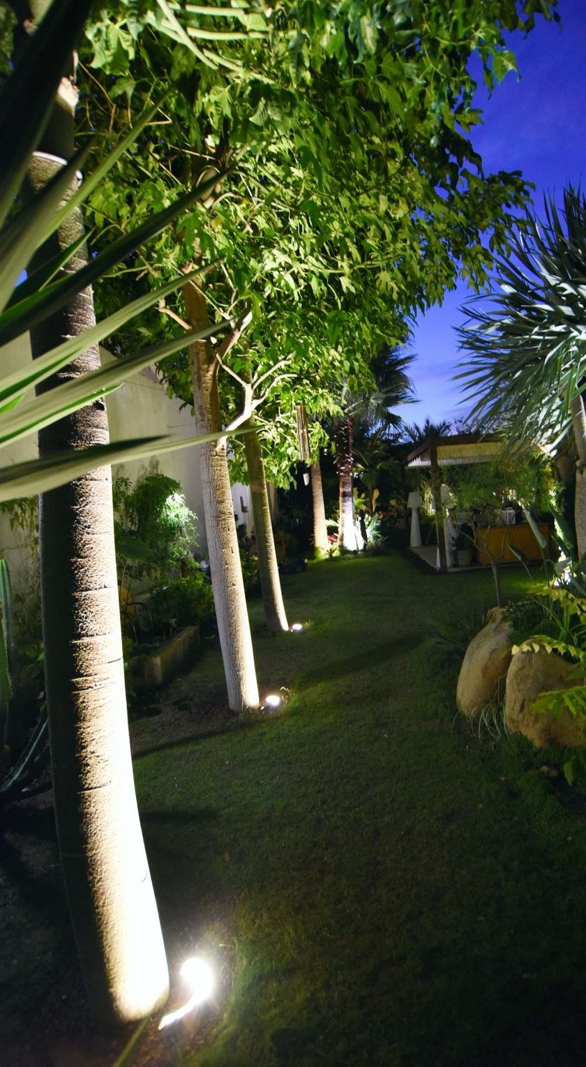 SIGNAL Outdoor floodlight By Beneito Faure