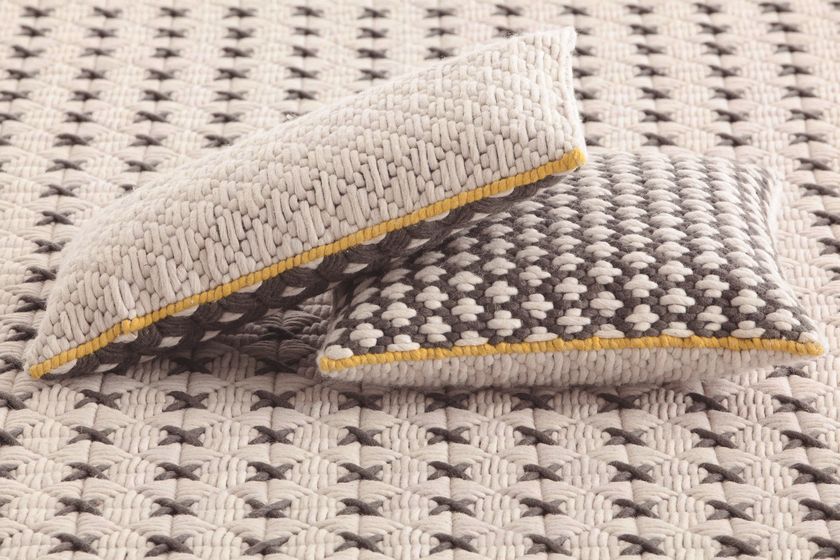 SILAÏ | Square cushion By GAN design Charlotte Lancelot