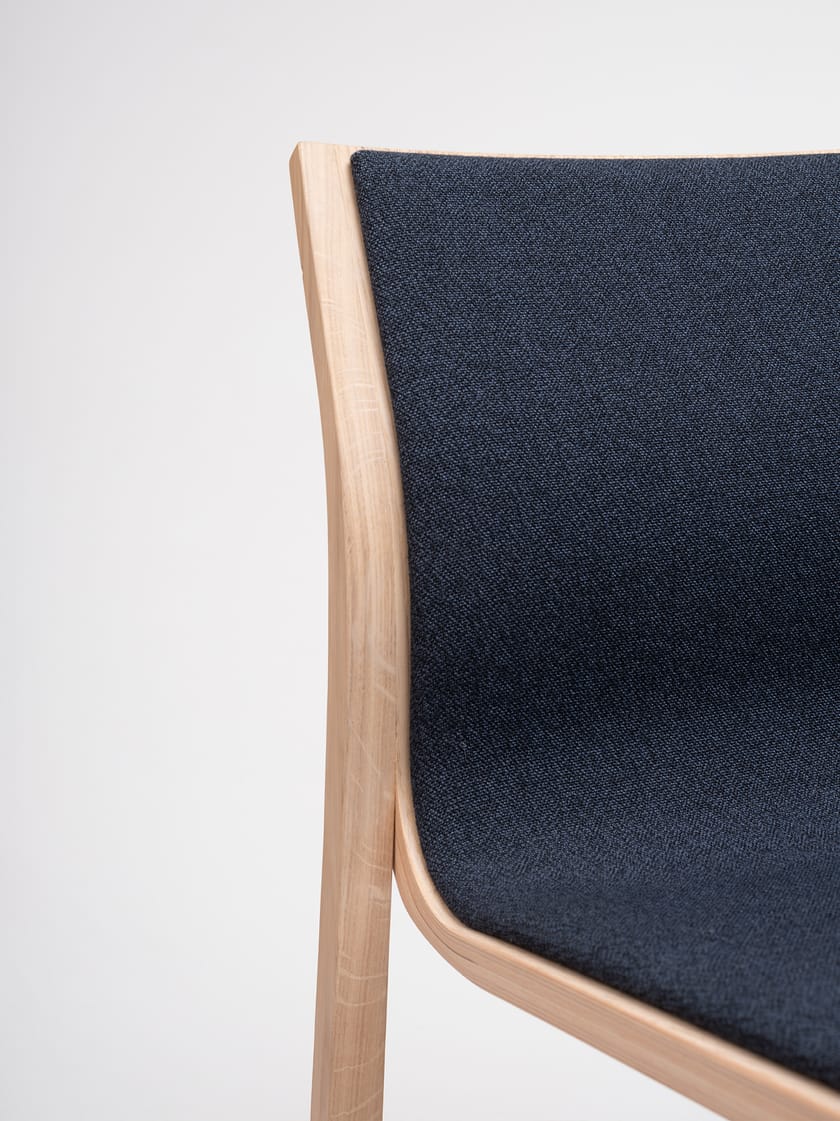 SILU | Chair with integrated cushion By ONDARRETA design UNStudio