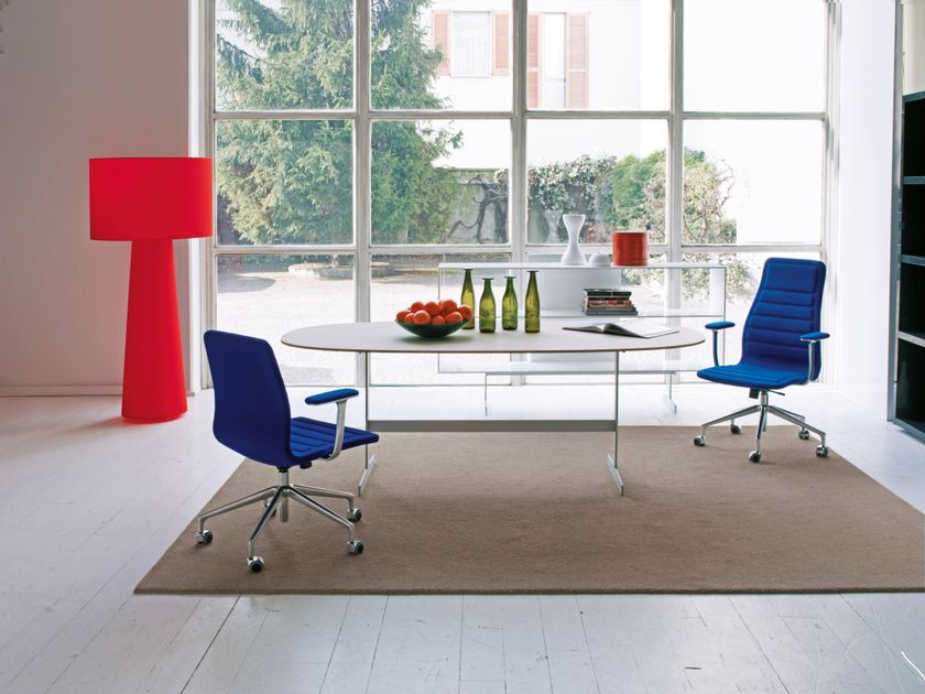 SIMPLON Tavolo ovale By Cappellini | design Jasper Morrison
