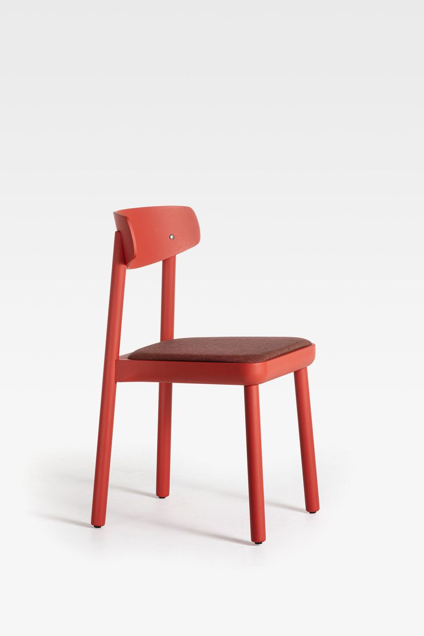 ISA Ash chair with integrated cushion By SIPA