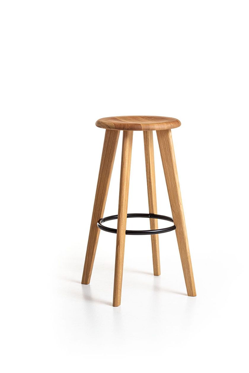 JOLLY High solid wood stool with footrest By SIPA
