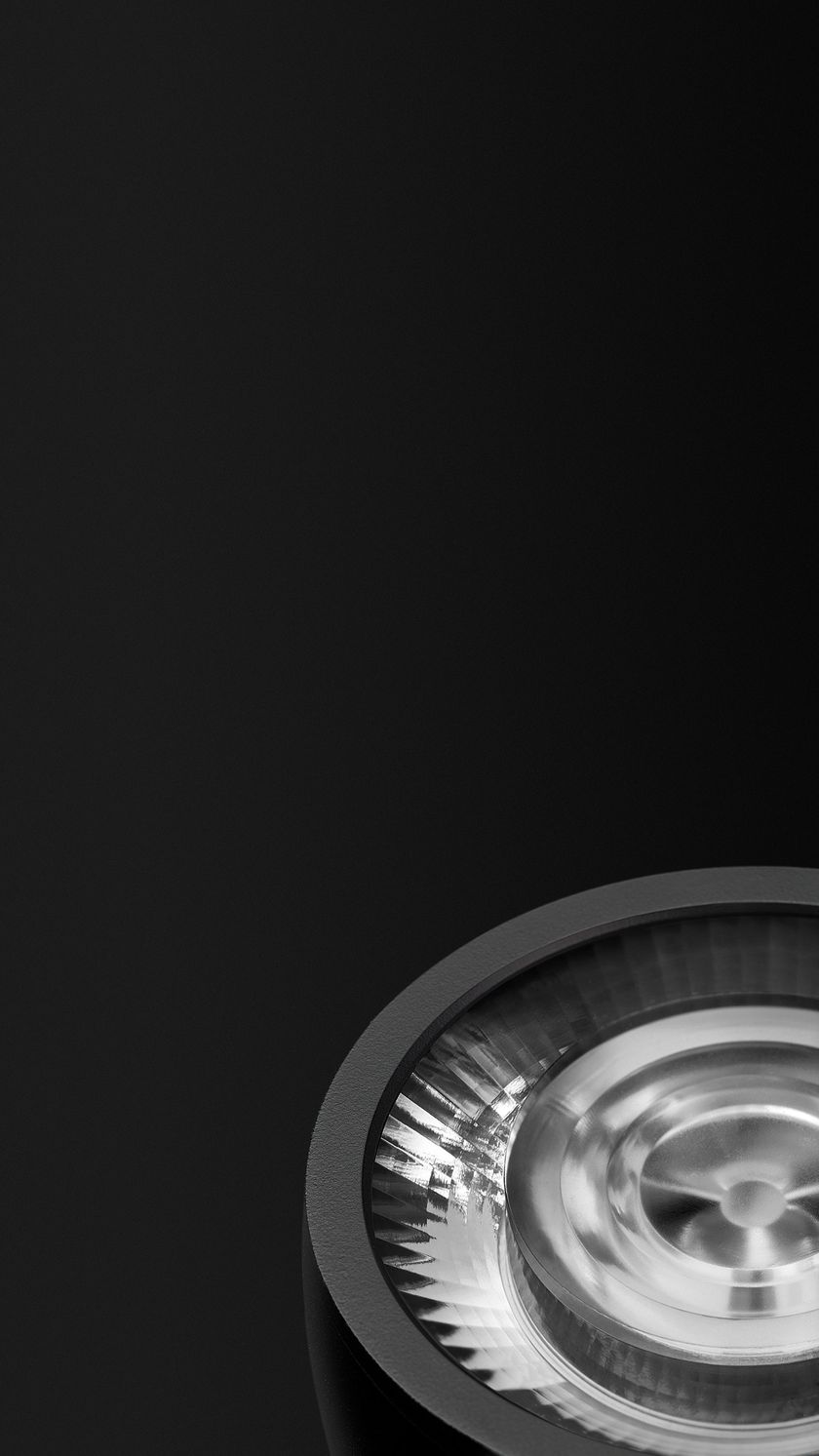 SIX S 48V SHORT Track-Light By Arkoslight | design Rubén Saldaña