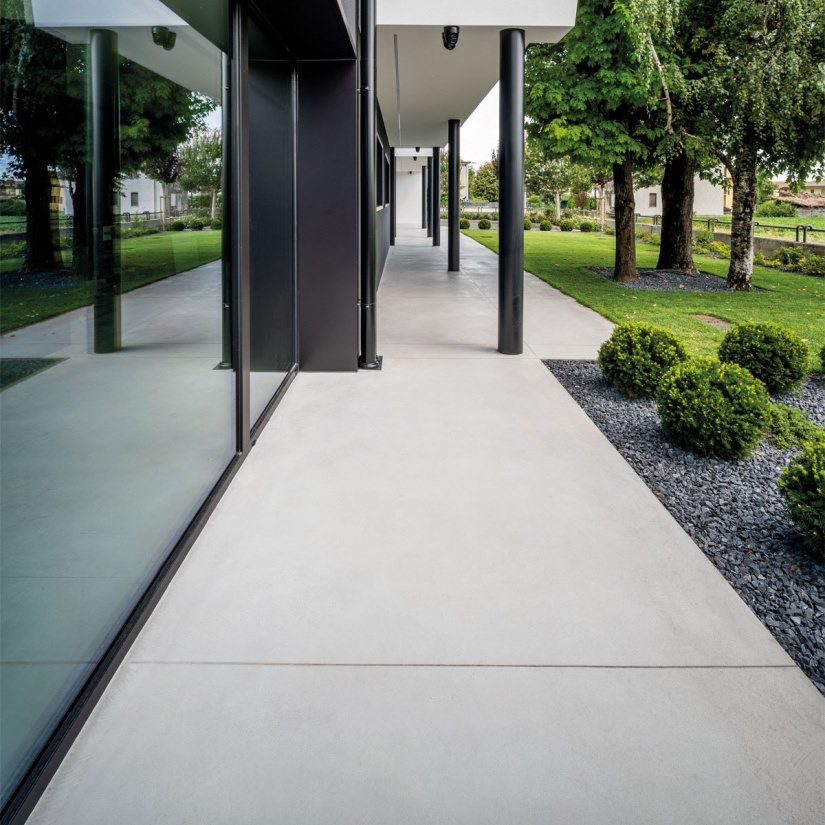 SKYGRIP Pavimento continuo para exteriores By Isoplam