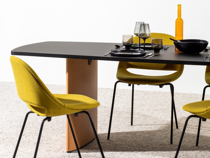 SL58 | Fabric chair By Bulo design Léon Stynen