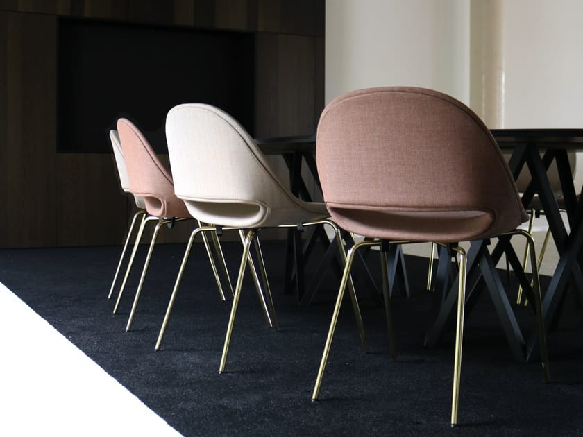 SL58 | Fabric chair By Bulo design Léon Stynen
