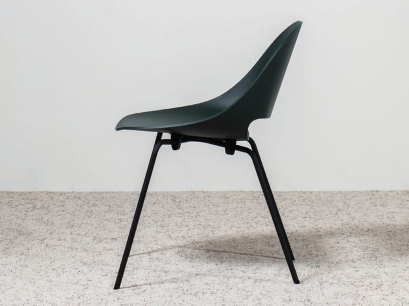 SLL18 | Chair By Bulo design Léon Stynen