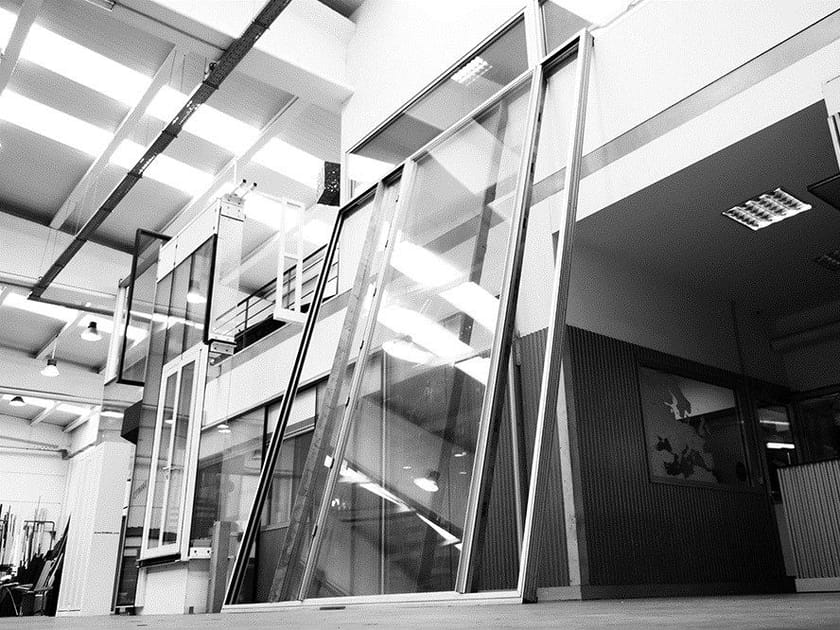 Curved aluminium glass facade SLOPE AND CURVED GLASS By OTIIMA