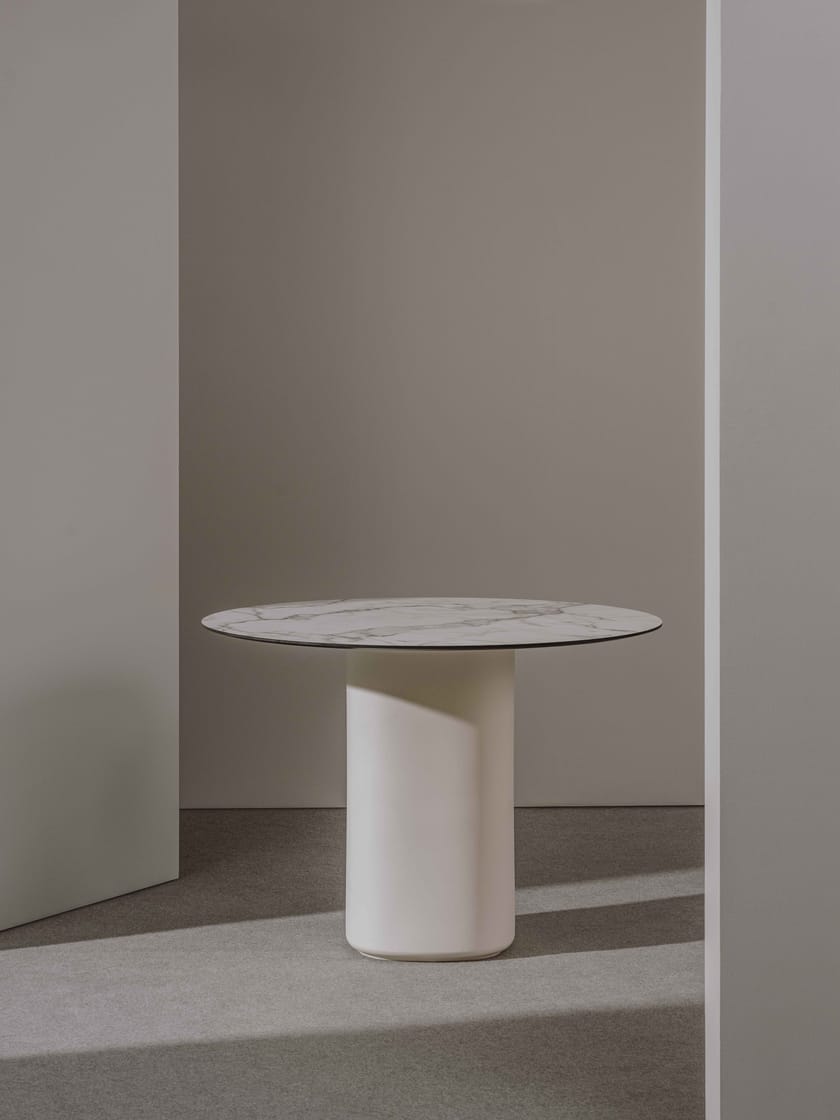 SOLID ME03651 Table base By Andreu World