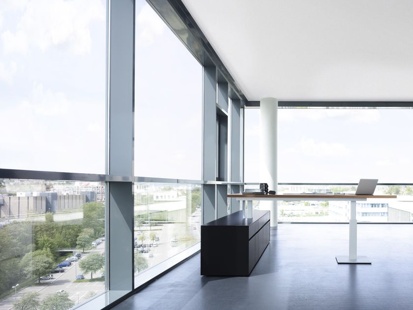 SONO Rectangular wooden executive desk By RENZ | design Justus Kolberg