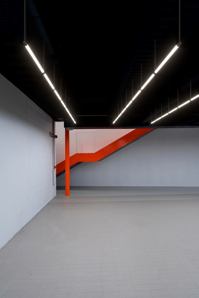 SOUVLAKI Illuminazione a binario By Rotaliana | design Giovanni Lauda