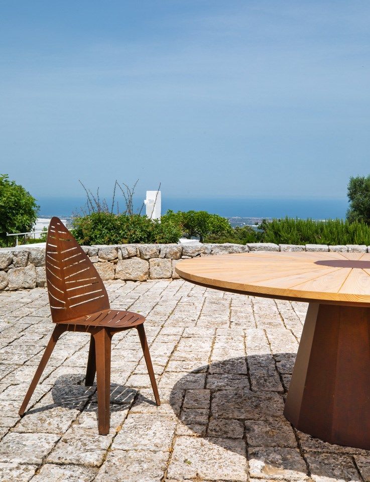 SPICA Round Corten™ garden table By TrackDesign