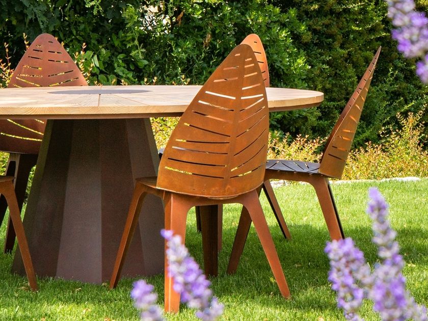 SPICA Round Corten™ garden table By TrackDesign