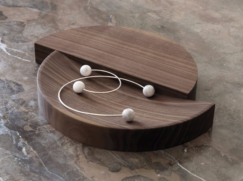 Solid wood jewel box SPLIT BOWL By Schönbuch design Martha Schwindling