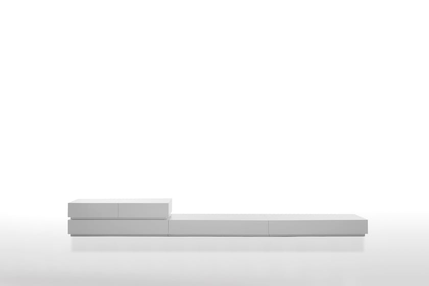 Freestanding bookcase STANDING OVATION Forme Collection By Matrix ...