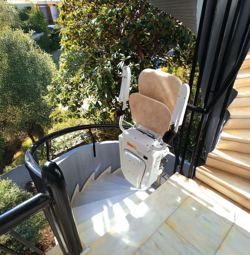 ALL SEASONS 260 Montascale per esterno a poltroncina By STANNAH