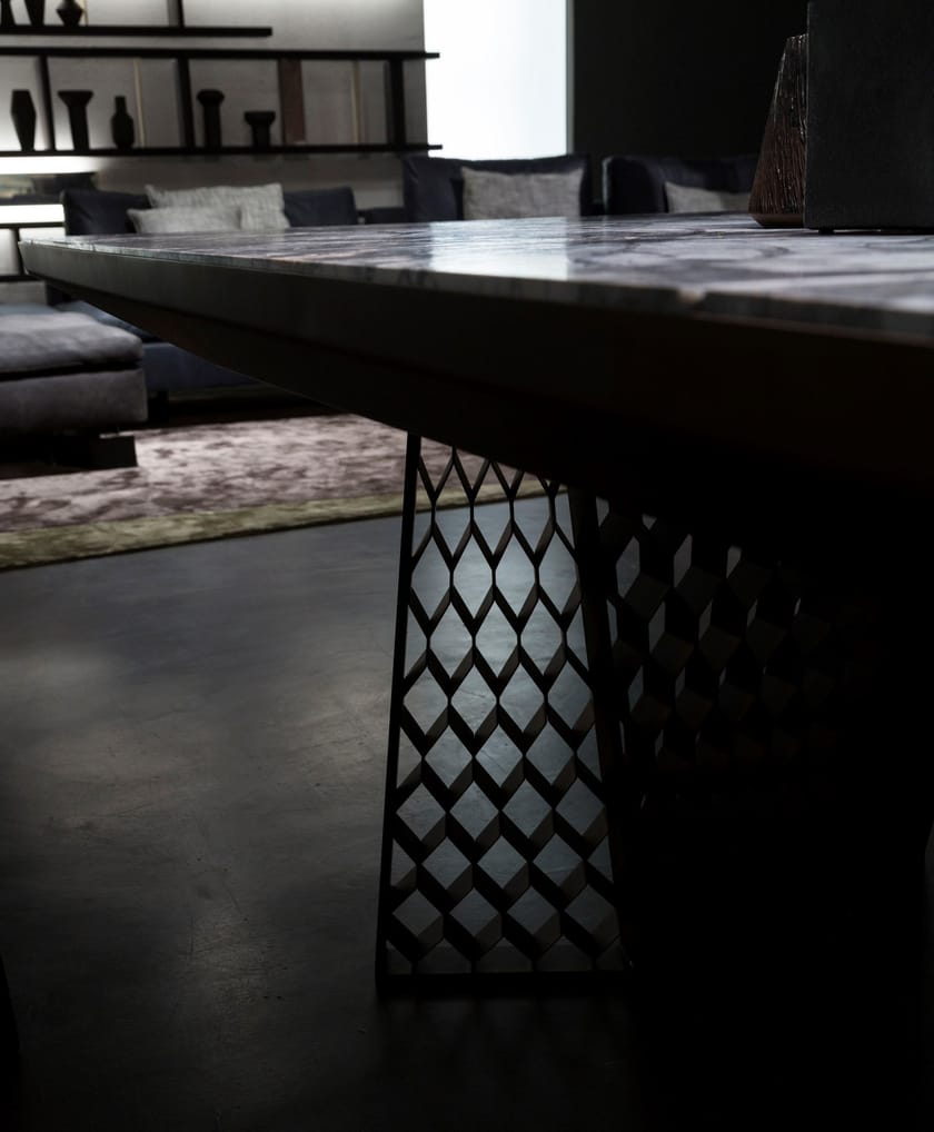 桌子 STEALTH By Henge 设计师Massimo Castagna