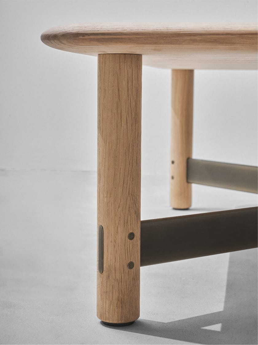 STILT | Square coffee table By District Eight