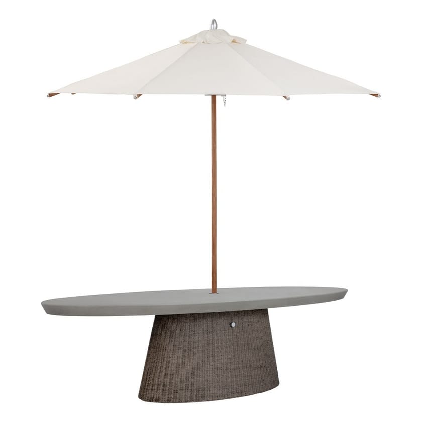 STRADA | Oval table Strada Collection By JANUS et Cie design Paola Navone