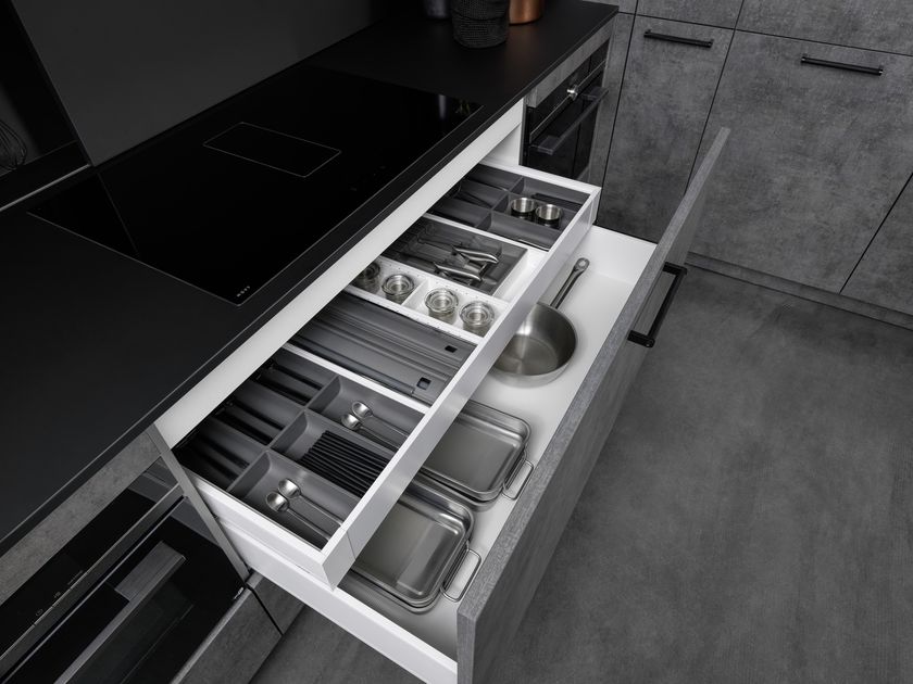 Wooden fitted kitchen with handles STRATO By rational