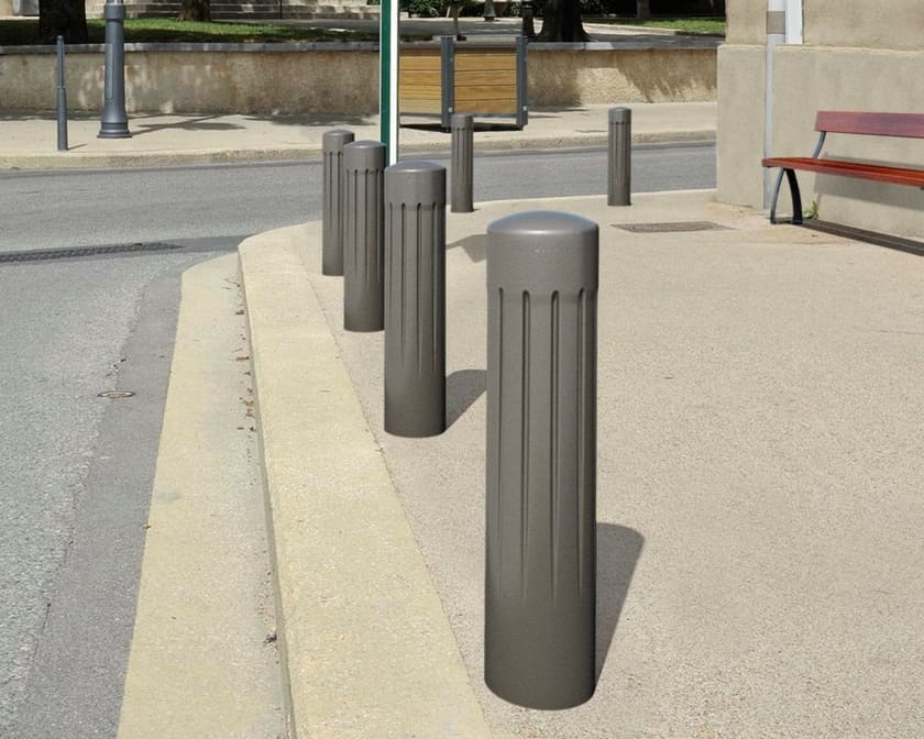STRIUM Fixed metal bollard post By GHM-ECLATEC
