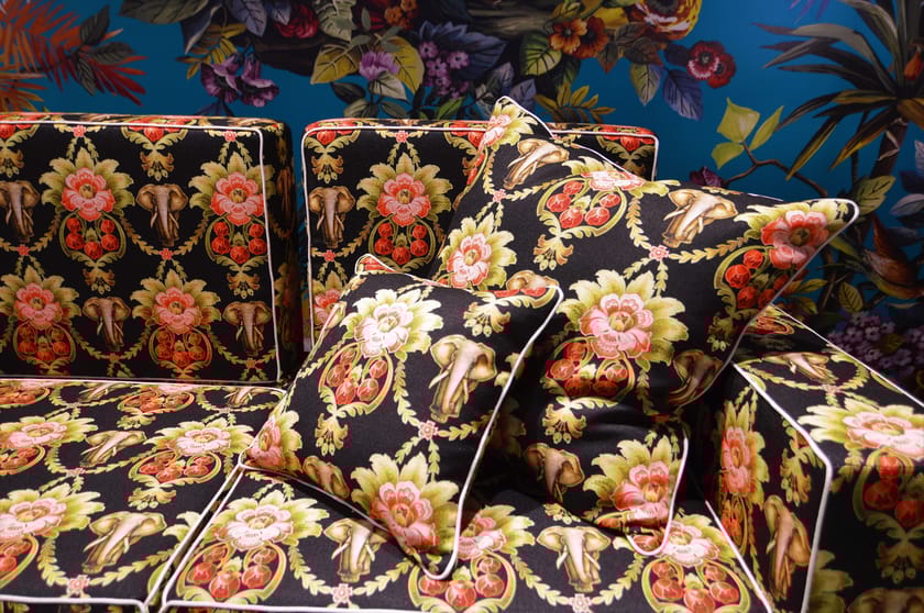 SULTAN | Sofa By Matrix International design Simone Guidarelli