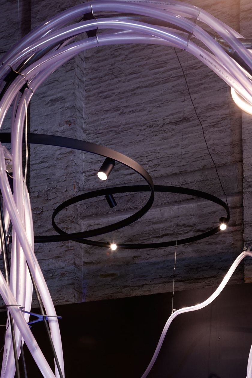 SUPERLOOP-SPY 52 MDL Schienenleuchte By Delta Light