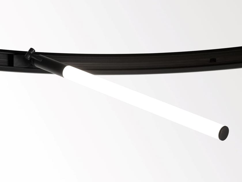 SUPERLOOP-XY180 MDL Track-Light By Delta Light