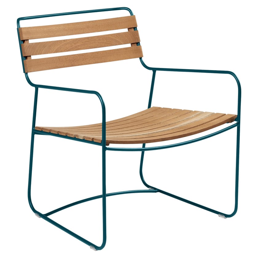 SURPRISING Easy chair By Fermob | design Guggenbichler design