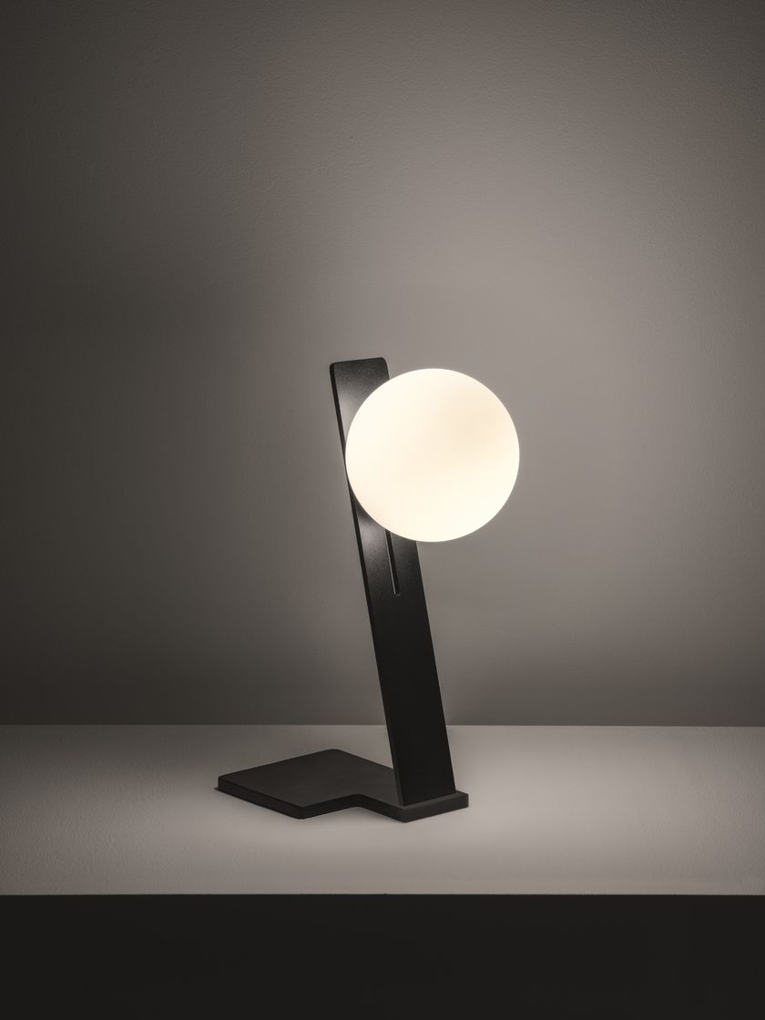 SUSPENSE | Table lamp Suspense Collection By Midj