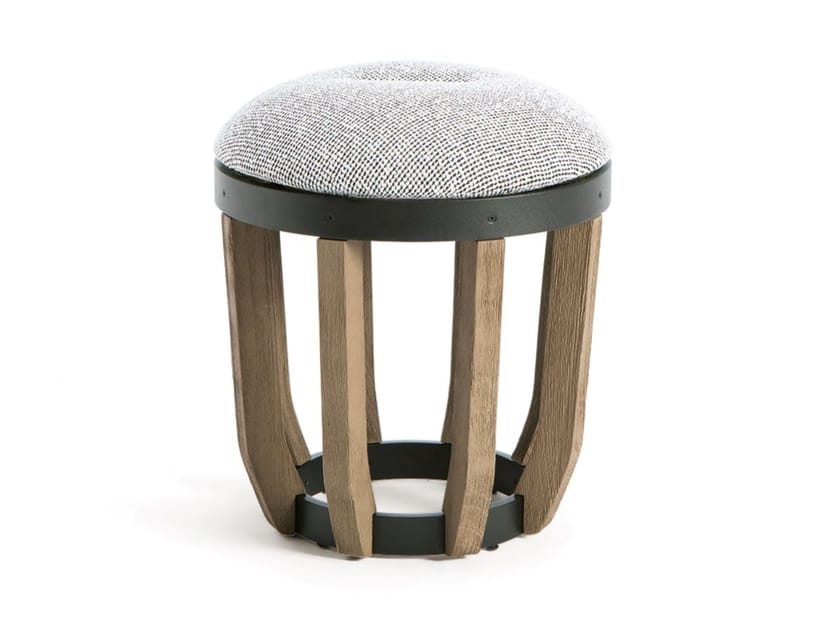 SWING Round fabric garden pouf By Ethimo | design Patrick Norguet