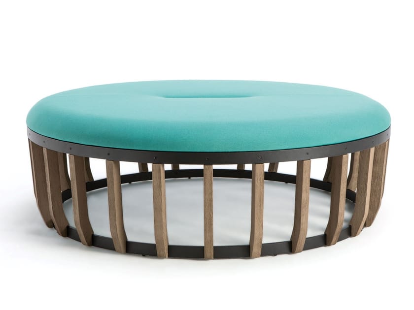 SWING Round fabric garden pouf By Ethimo | design Patrick Norguet
