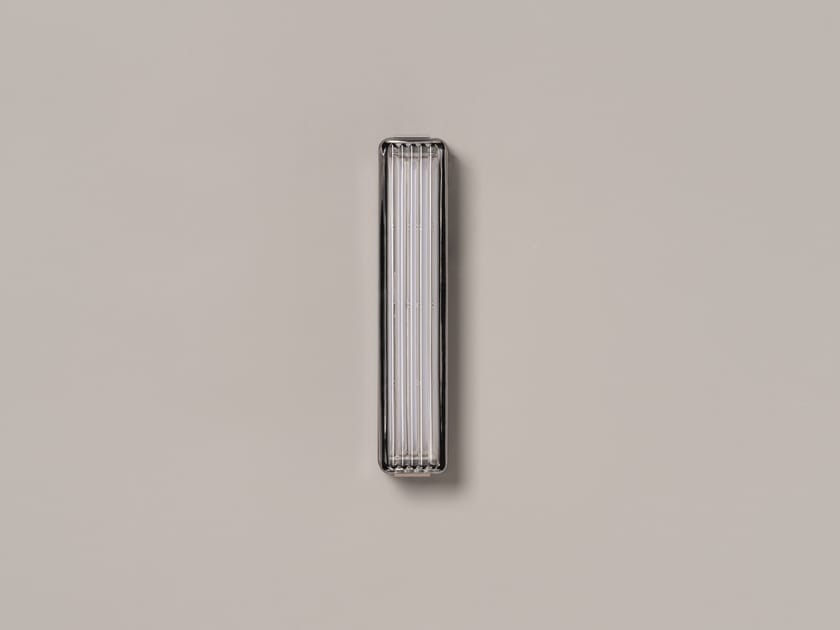 ESTADIO SINGULAR Steplight By Santa & Cole | design Miguel Milà