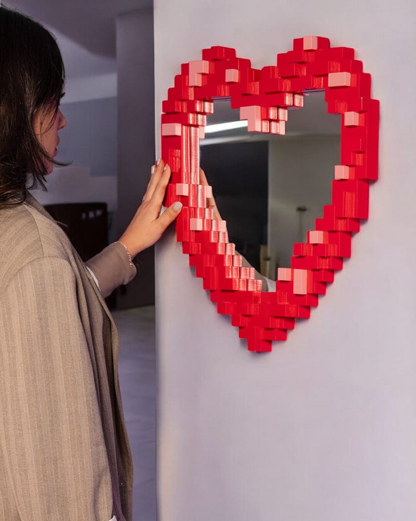 HEART Specchio con cornice By Seletti