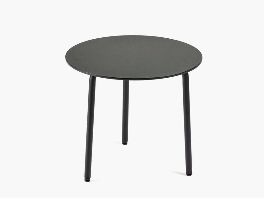 SIDETABLE ROUND AUGUST Garden side table By Serax