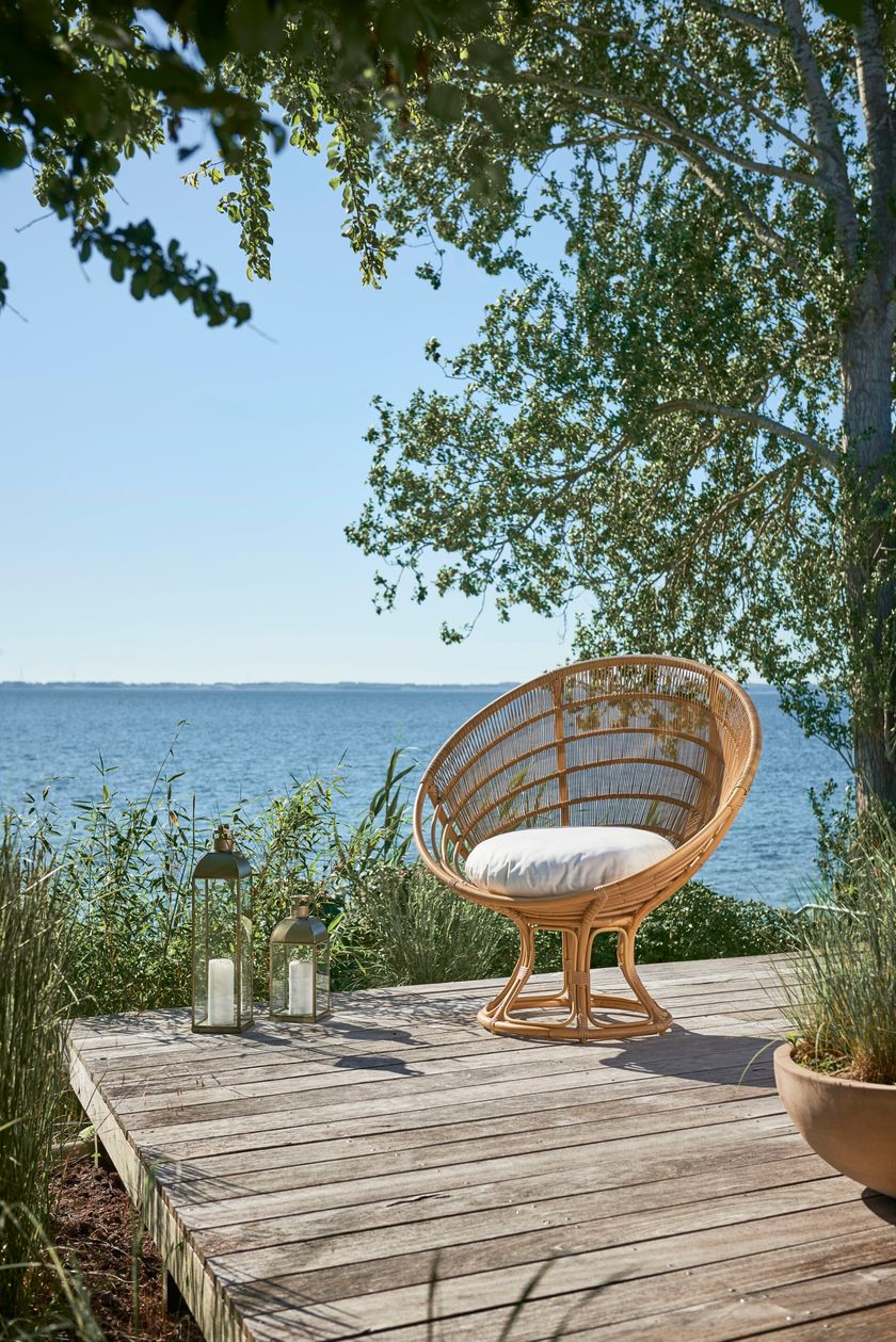 LUNA EXTERIOR Garden Alu-Rattan and ArtFibre easy chair with integrated ...