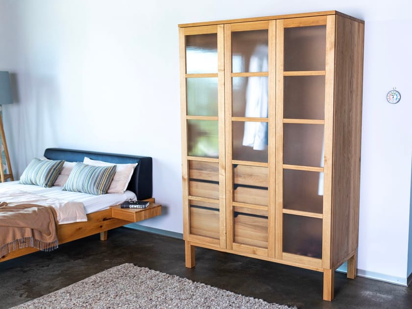 SOLID Wardrobe Wardrobe By Sixay furniture