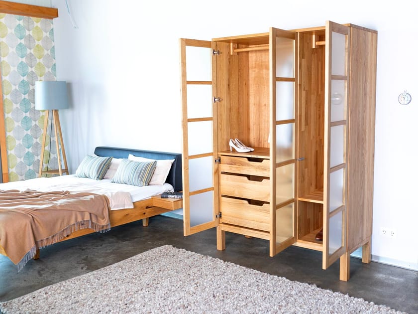 SOLID Wardrobe Wardrobe By Sixay furniture