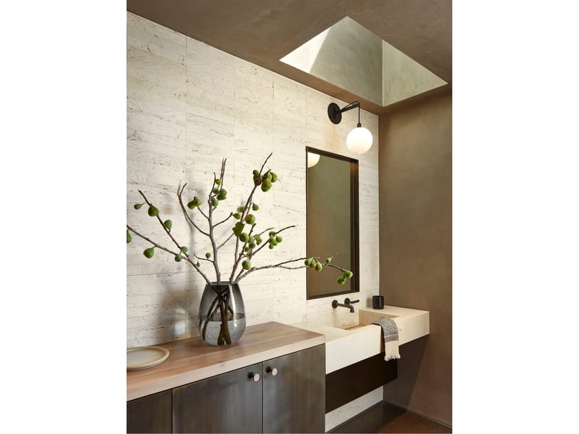 DRAPE ARM 1 壁灯 By SkLO | design Karen Gilbert, Paul Pavlak