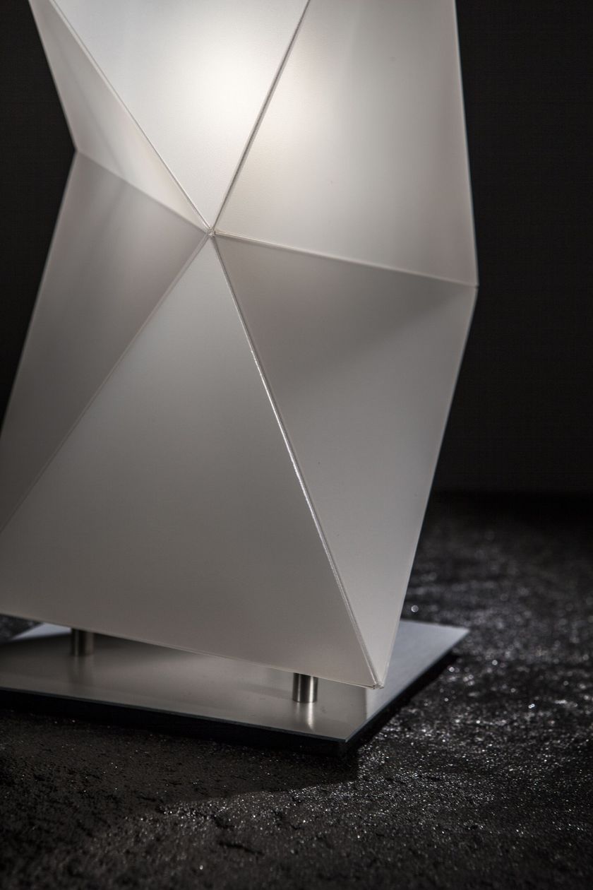 DIAMOND 台灯 By Slamp | design Ines Paolucci, Daniele Statera