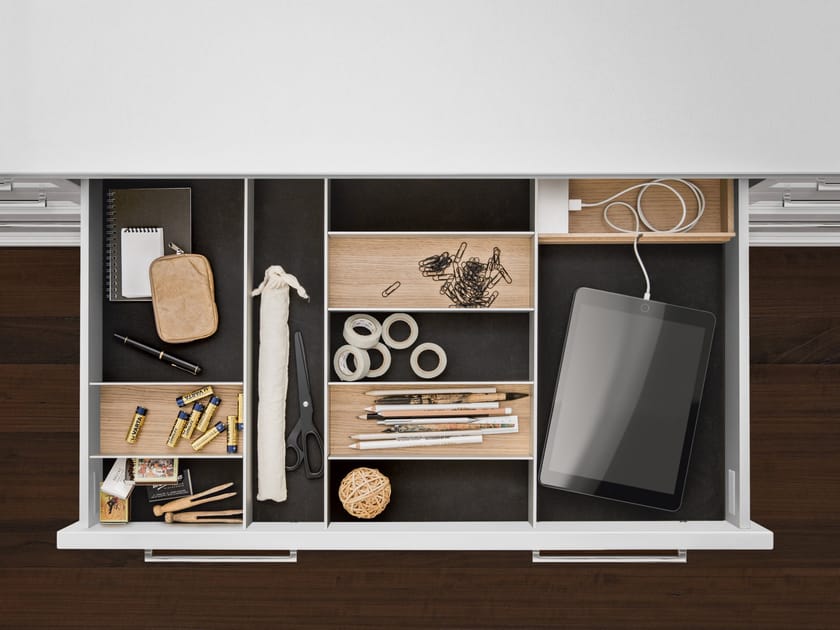 Aluminium and wood Drawer insert Interior Accessories By SieMatic