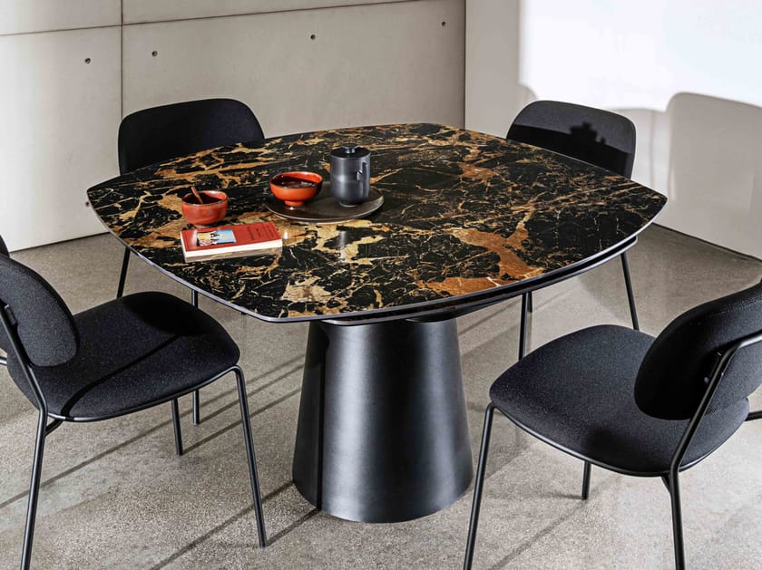 TOTEM EXTENSIBLE Table By Sovet italia