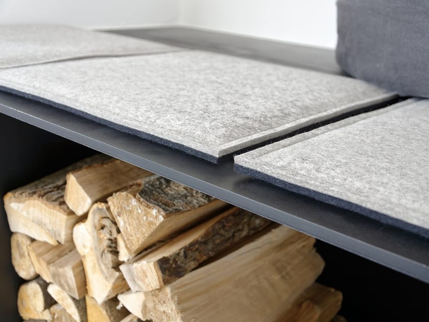 Square cushion By HEY-SIGN