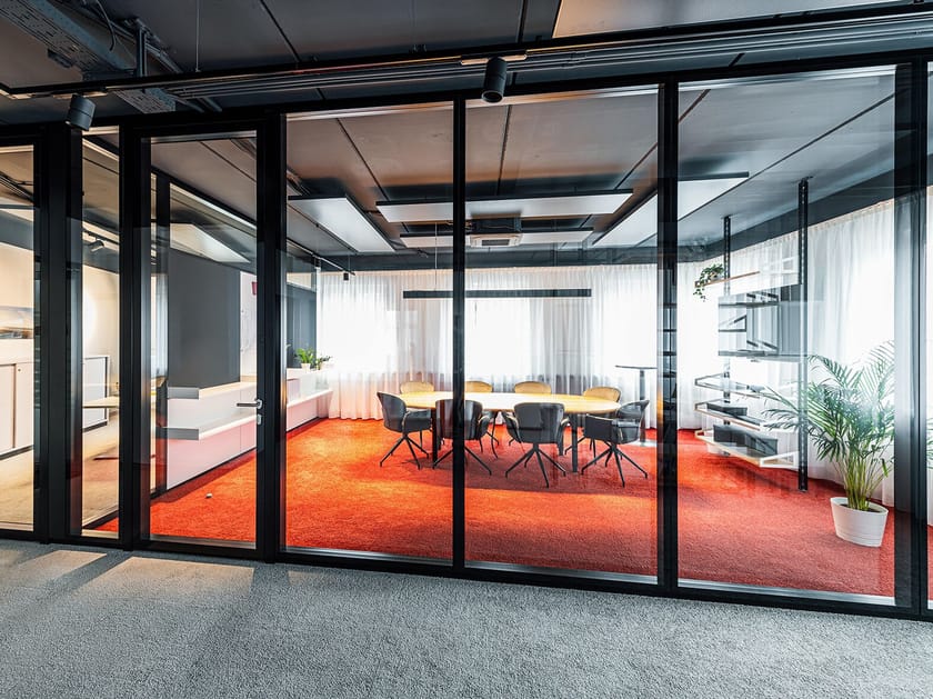 SYSTEM 2300 Parede móvel By Strähle Raum-Systeme